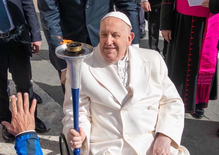 Europe Peace Run 2024 Launched With Pope Francis - Sri Chinmoy Centre